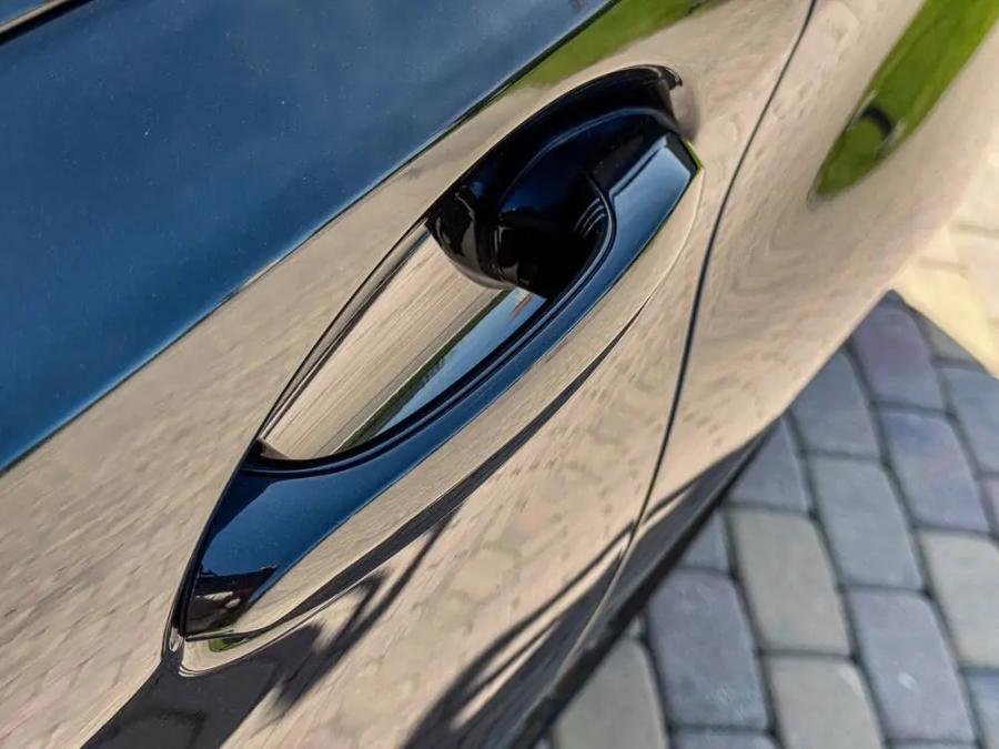Melns BMW 320 2023 Rīga, ar dzinēja tilpumu 2.00 L un nobraukumu 179 tūkst. km par 26500 €, foto 24 vietnē AUTOMOTO.COM.LV