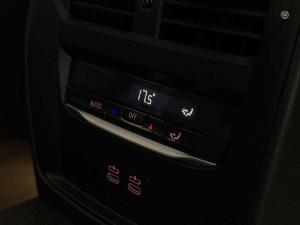 Black BMW 320 2023 in Vilnius, with an engine capacity of 2.00 L and mileage of 109 thousand km for 21999 €, photo 21 on AUTOMOTO.COM.LV