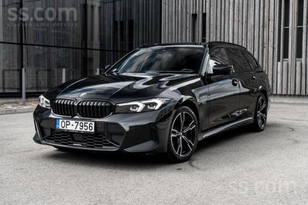 Black BMW 320 2023 in Riga, with an engine capacity of 2.00 L and mileage of 193 thousand km for 24490 €, photo 3 on AUTOMOTO.COM.LV