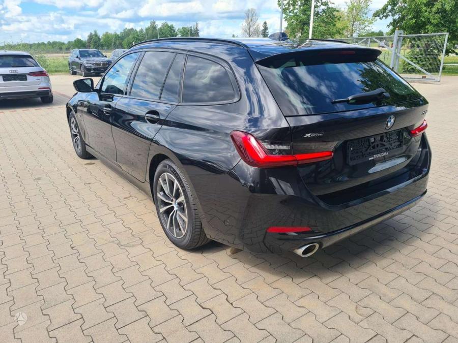 Melns BMW 320 2023 Šauļi, ar dzinēja tilpumu 2.00 L un nobraukumu 177 tūkst. km par 24950 €, foto 7 vietnē AUTOMOTO.COM.LV