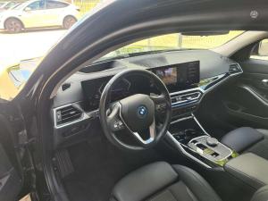 Melns BMW 320 2023 Šauļi, ar dzinēja tilpumu 2.00 L un nobraukumu 177 tūkst. km par 24950 €, foto 14 vietnē AUTOMOTO.COM.LV