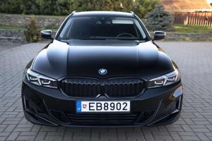Melns BMW 320 2023 Kėdainiai, ar dzinēja tilpumu 2.00 L un nobraukumu 52 tūkst. km par 26900 €, foto  vietnē AUTOMOTO.COM.LV