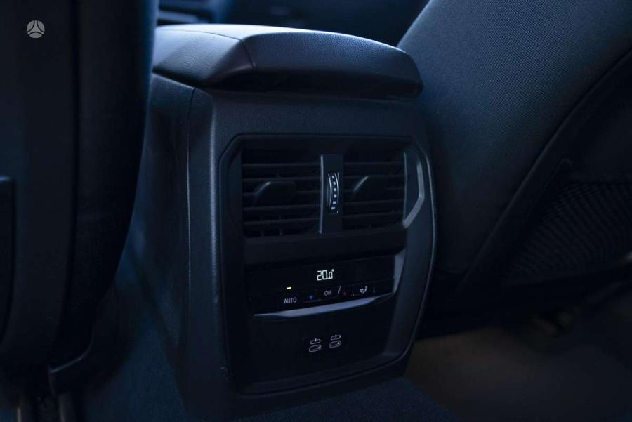 Melns BMW 320 2023 Kėdainiai, ar dzinēja tilpumu 2.00 L un nobraukumu 52 tūkst. km par 26900 €, foto 17 vietnē AUTOMOTO.COM.LV