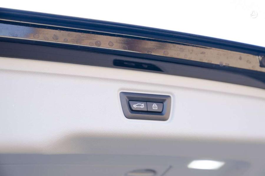 Melns BMW 320 2023 Kėdainiai, ar dzinēja tilpumu 2.00 L un nobraukumu 52 tūkst. km par 26900 €, foto 26 vietnē AUTOMOTO.COM.LV