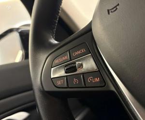 Melns BMW 320 2023 Marijampole, ar dzinēja tilpumu 2.00 L un nobraukumu 199 tūkst. km par 20950 €, foto 8 vietnē AUTOMOTO.COM.LV
