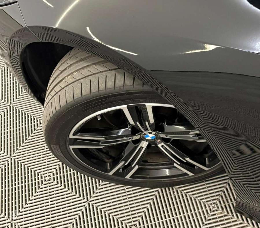 Melns BMW 320 2023 Marijampole, ar dzinēja tilpumu 2.00 L un nobraukumu 199 tūkst. km par 20950 €, foto 23 vietnē AUTOMOTO.COM.LV