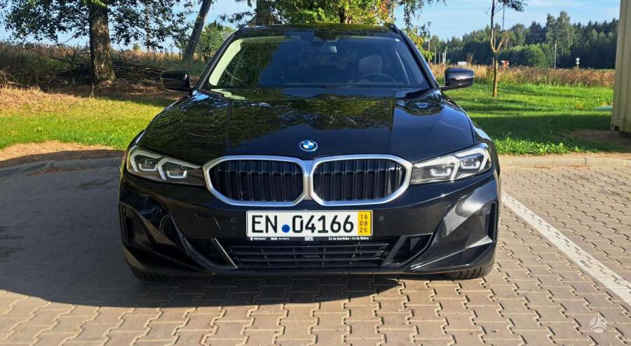 Black BMW 320 2023 in Sakiai, with an engine capacity of 2.00 L and mileage of 173 thousand km for 21999 €, photo 3 on AUTOMOTO.COM.LV