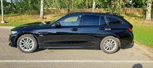 Black BMW 320 2023 in Sakiai, with an engine capacity of 2.00 L and mileage of 173 thousand km for 21999 €, photo 5 on AUTOMOTO.COM.LV