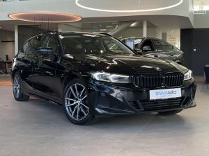 Black BMW 320 2023 in Klaipeda, with an engine capacity of 2.00 L and mileage of 154 thousand km for 29771 €, photo 4 on AUTOMOTO.COM.LV