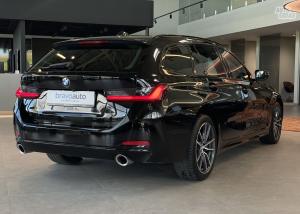 Black BMW 320 2023 in Klaipeda, with an engine capacity of 2.00 L and mileage of 154 thousand km for 29771 €, photo 5 on AUTOMOTO.COM.LV