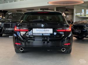 Black BMW 320 2023 in Klaipeda, with an engine capacity of 2.00 L and mileage of 154 thousand km for 29771 €, photo 6 on AUTOMOTO.COM.LV