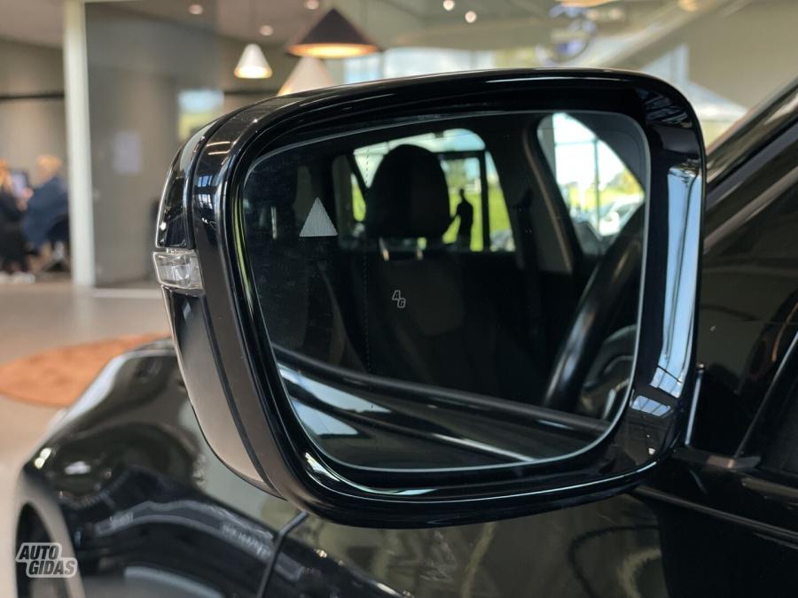 Black BMW 320 2023 in Klaipeda, with an engine capacity of 2.00 L and mileage of 154 thousand km for 29771 €, photo 9 on AUTOMOTO.COM.LV