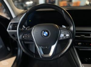 Black BMW 320 2023 in Klaipeda, with an engine capacity of 2.00 L and mileage of 154 thousand km for 29771 €, photo 13 on AUTOMOTO.COM.LV