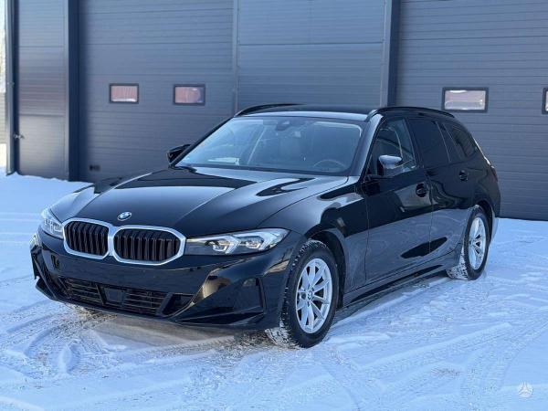 Melns BMW 320 2024 Kauņa, ar dzinēja tilpumu 2.00 L un nobraukumu 97 tūkst. km par 19850 €, foto 1 vietnē AUTOMOTO.COM.LV