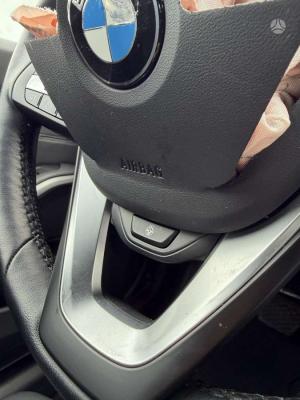 Melns BMW 320 2024 Kauņa, ar dzinēja tilpumu 2.00 L un nobraukumu 47 tūkst. km par 14950 €, foto 11 vietnē AUTOMOTO.COM.LV