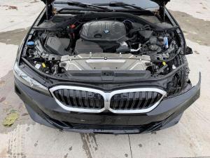 Melns BMW 320 2024 Kauņa, ar dzinēja tilpumu 2.00 L un nobraukumu 47 tūkst. km par 14950 €, foto 14 vietnē AUTOMOTO.COM.LV
