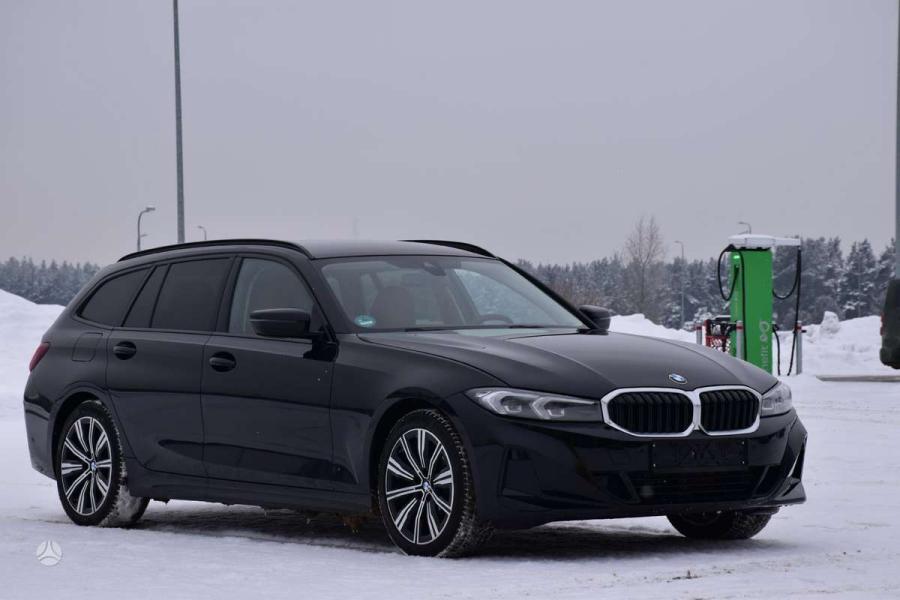 Black BMW 320 2025 in Vilnius, with an engine capacity of 2.00 L and mileage of 5 thousand km for 35900 €, photo 7 on AUTOMOTO.COM.LV