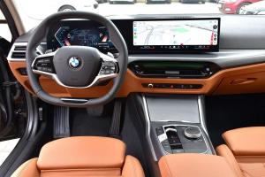 Black BMW 320 2025 in Vilnius, with an engine capacity of 2.00 L and mileage of 11 thousand km for 30700 €, photo 13 on AUTOMOTO.COM.LV