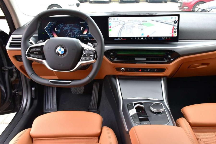 Black BMW 320 2025 in Vilnius, with an engine capacity of 2.00 L and mileage of 11 thousand km for 30700 €, photo 13 on AUTOMOTO.COM.LV