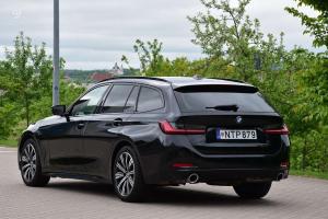 Black BMW 320 2025 in Vilnius, with an engine capacity of 2.00 L and mileage of 11 thousand km for 30700 €, photo 18 on AUTOMOTO.COM.LV