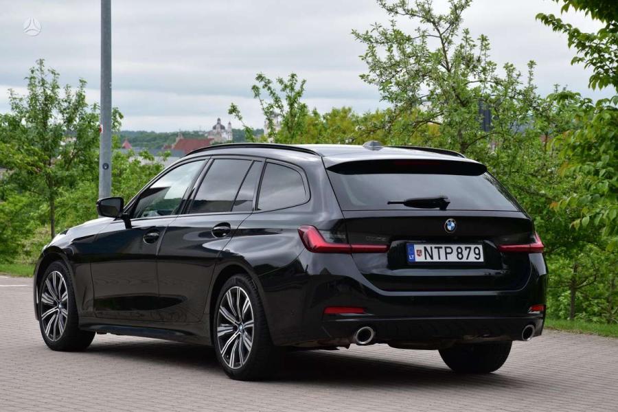 Black BMW 320 2025 in Vilnius, with an engine capacity of 2.00 L and mileage of 11 thousand km for 30700 €, photo 18 on AUTOMOTO.COM.LV