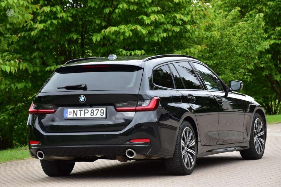 Black BMW 320 2025 in Vilnius, with an engine capacity of 2.00 L and mileage of 11 thousand km for 30700 €, photo 21 on AUTOMOTO.COM.LV