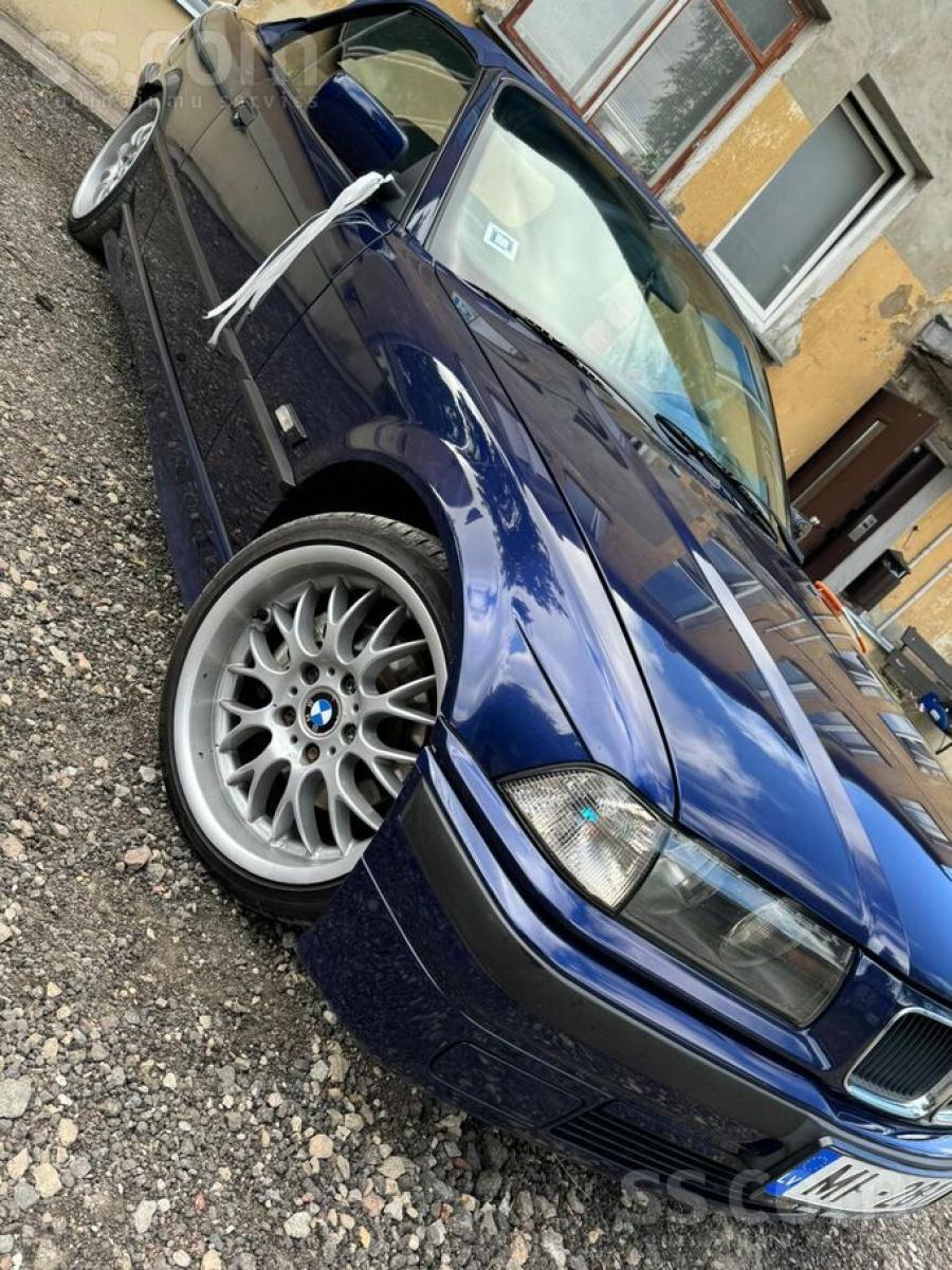 Zils BMW 320 1995 Liepāja, ar dzinēja tilpumu 2.00 L un nobraukumu 215 tūkst. km par 5590 €, foto 1 vietnē AUTOMOTO.COM.LV