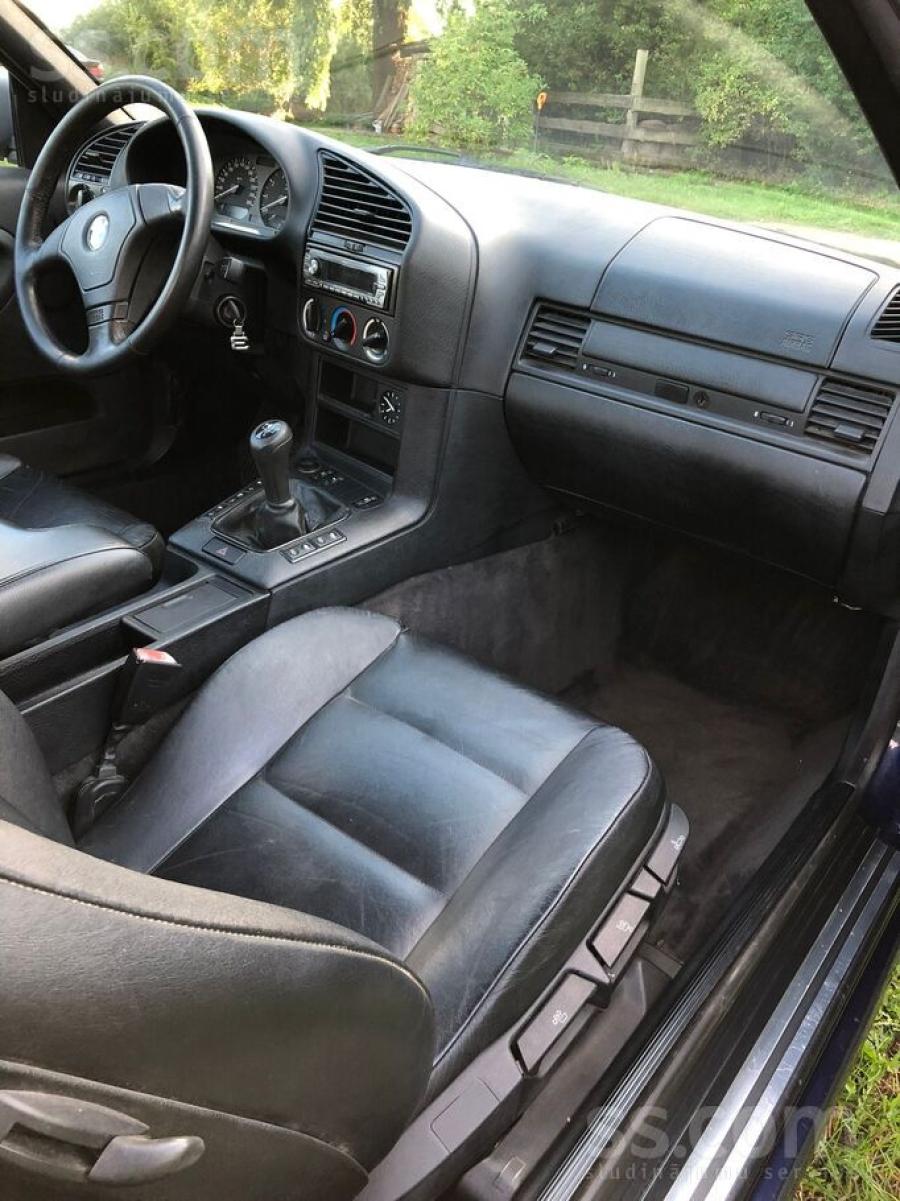 Zils BMW 320 1995 Liepāja, ar dzinēja tilpumu 2.00 L un nobraukumu 215 tūkst. km par 5590 €, foto 6 vietnē AUTOMOTO.COM.LV