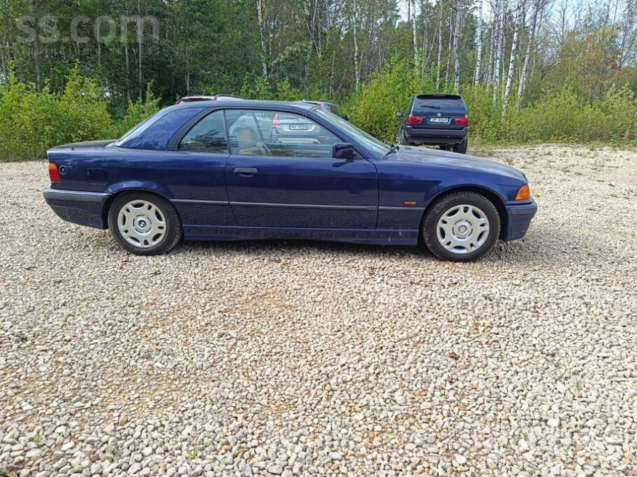 Blue BMW 320 1996 in Riga, with an engine capacity of 2.00 L and mileage of 199 thousand km for 4999 €, photo 3 on AUTOMOTO.COM.LV