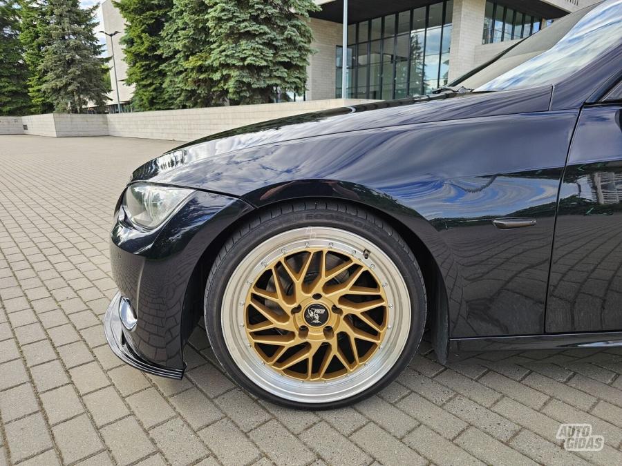 Zils BMW 320 2009 Viļņa, ar dzinēja tilpumu 2.00 L un nobraukumu 262 tūkst. km par 8300 €, foto 13 vietnē AUTOMOTO.COM.LV