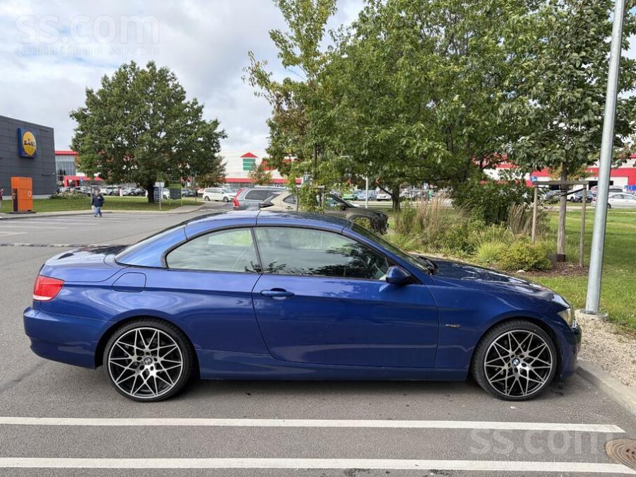 Zils BMW 320 2009 Rīga, ar dzinēja tilpumu 2.00 L un nobraukumu 292 tūkst. km par 9600 €, foto 16 vietnē AUTOMOTO.COM.LV