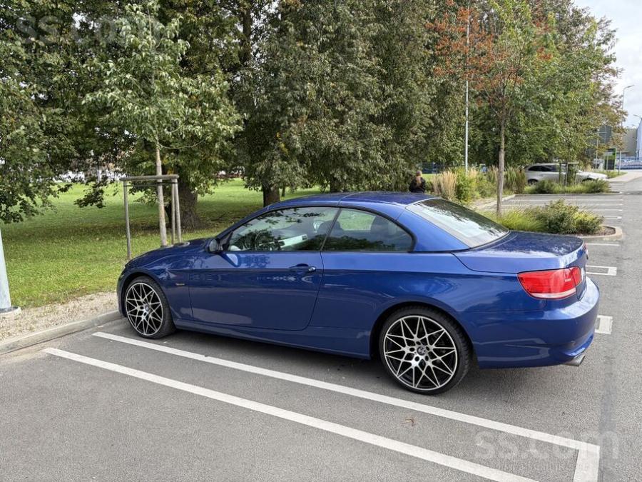 Zils BMW 320 2009 Rīga, ar dzinēja tilpumu 2.00 L un nobraukumu 292 tūkst. km par 9600 €, foto 24 vietnē AUTOMOTO.COM.LV