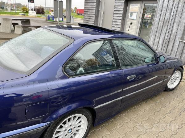 Zils BMW 320 1994 Jēkabpils, ar dzinēja tilpumu 2.00 L un nobraukumu 205 tūkst. km par 6650 €, foto 4 vietnē AUTOMOTO.COM.LV