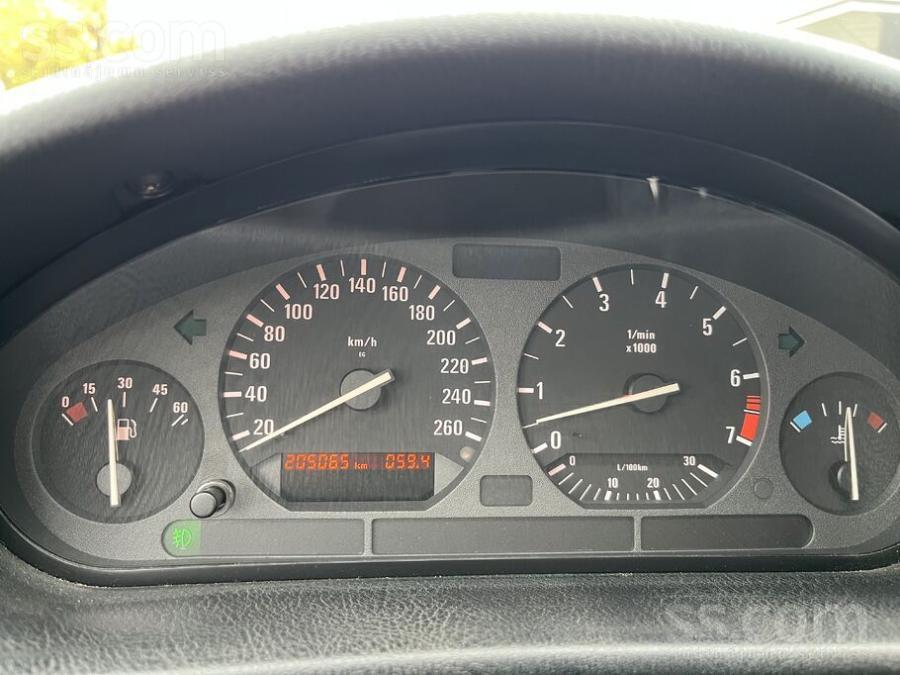 Zils BMW 320 1994 Jēkabpils, ar dzinēja tilpumu 2.00 L un nobraukumu 205 tūkst. km par 6650 €, foto 9 vietnē AUTOMOTO.COM.LV