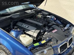 Blue BMW 320 1998 in Riga, with an engine capacity of 2.00 L and mileage of 347 thousand km for 5999 €, photo 22 on AUTOMOTO.COM.LV