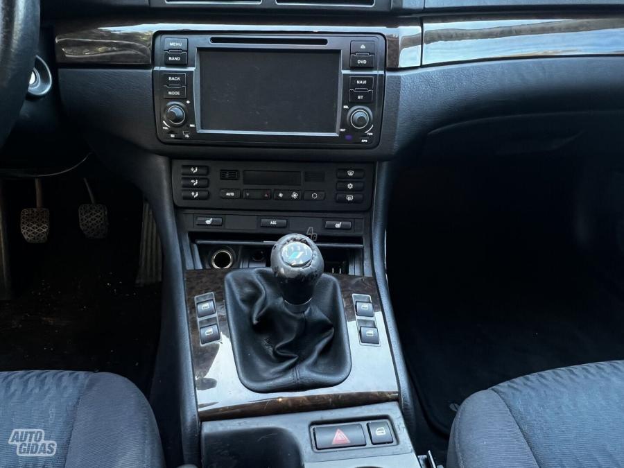 Blue BMW 320 1999 in Prienai, with an engine capacity of 2.00 L and mileage of 274 thousand km for 3750 €, photo 9 on AUTOMOTO.COM.LV