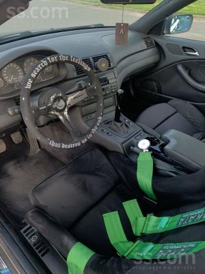Zils BMW 320 2001 Rīga, ar dzinēja tilpumu 3.00 L un nobraukumu 300 tūkst. km par 6000 €, foto 14 vietnē AUTOMOTO.COM.LV