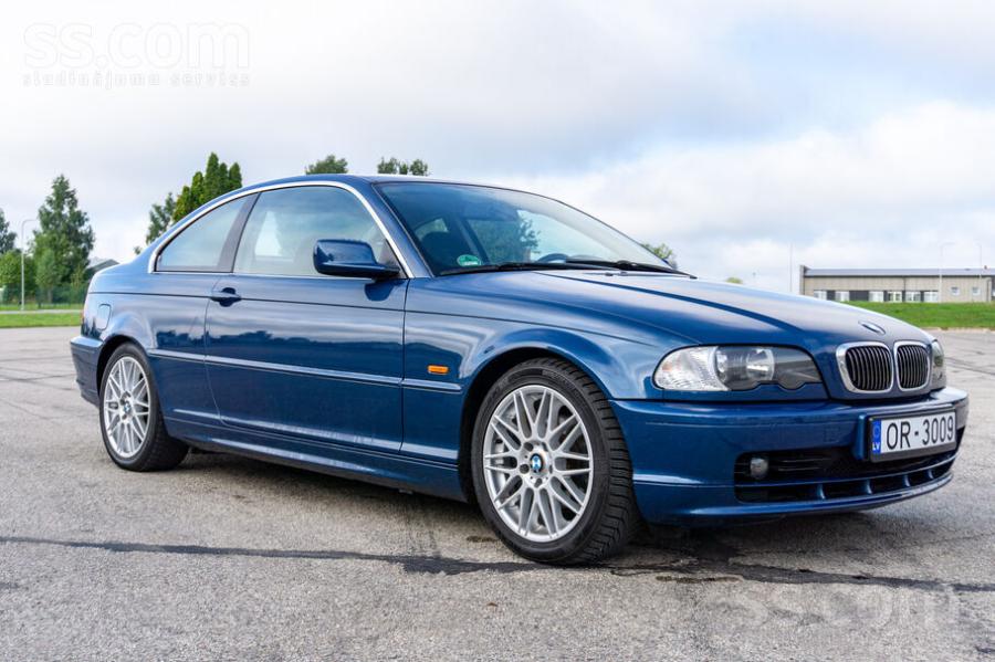 Blue BMW 320 2001 in Riga, with an engine capacity of 2.20 L and mileage of 204 thousand km for 7150 €, photo 4 on AUTOMOTO.COM.LV