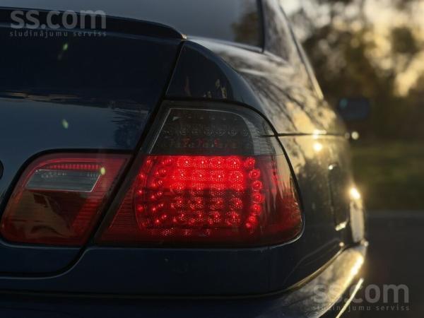 Blue BMW 320 2002 in Riga, with an engine capacity of 2.20 L and mileage of 284 thousand km for 2750 €, photo 6 on AUTOMOTO.COM.LV