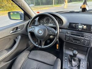 Zils BMW 320 2003 Rīga, ar dzinēja tilpumu 2.00 L un nobraukumu 329 tūkst. km par 2500 €, foto 12 vietnē AUTOMOTO.COM.LV