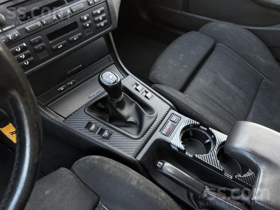 Zils BMW 320 2003 Rīga, ar dzinēja tilpumu 2.00 L un nobraukumu 329 tūkst. km par 2500 €, foto 13 vietnē AUTOMOTO.COM.LV