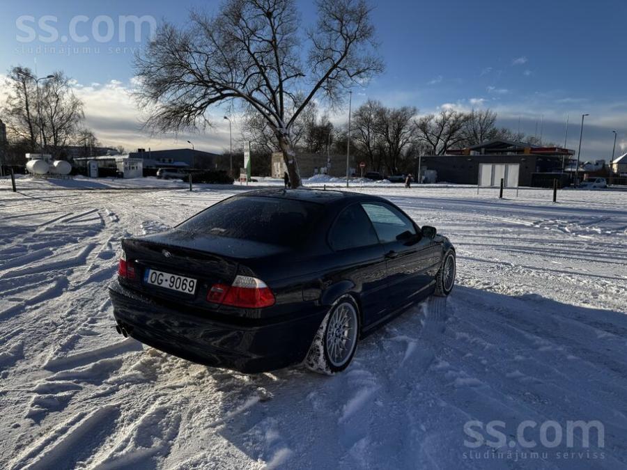 Blue BMW 320 2004 in Liepaja, with an engine capacity of 2.00 L and mileage of 249 thousand km for 4990 €, photo 5 on AUTOMOTO.COM.LV