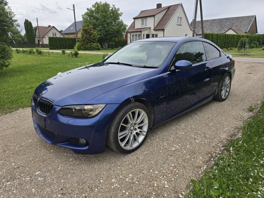Zils BMW 320 2007 Gargždai, ar dzinēja tilpumu 2.00 L un nobraukumu 184 tūkst. km par 2500 €, foto 3 vietnē AUTOMOTO.COM.LV