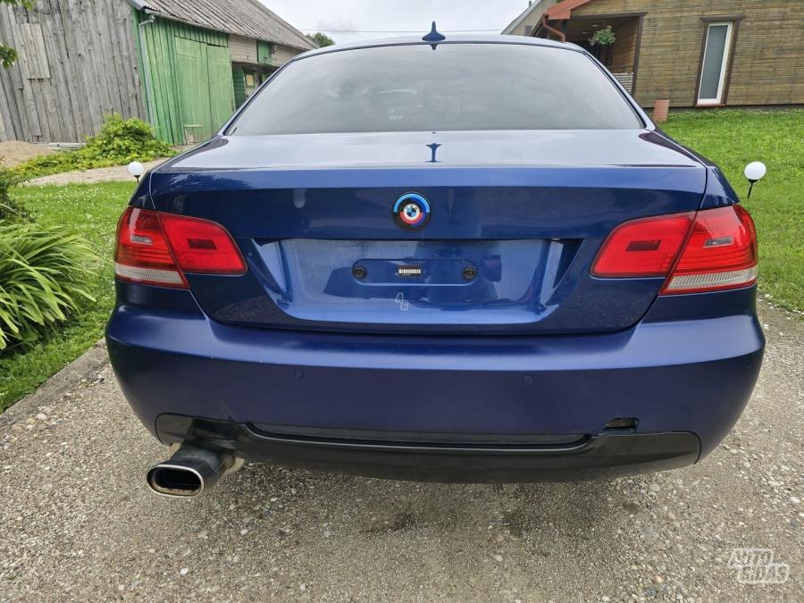 Zils BMW 320 2007 Gargždai, ar dzinēja tilpumu 2.00 L un nobraukumu 184 tūkst. km par 2500 €, foto 6 vietnē AUTOMOTO.COM.LV