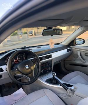 Blue BMW 320 2008 in Kaunas, with an engine capacity of 2.00 L and mileage of 380 thousand km for 3950 €, photo 4 on AUTOMOTO.COM.LV