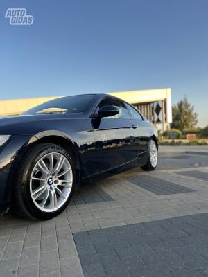 Blue BMW 320 2008 in Kaunas, with an engine capacity of 2.00 L and mileage of 380 thousand km for 3950 €, photo 11 on AUTOMOTO.COM.LV