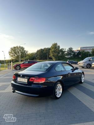 Blue BMW 320 2008 in Kaunas, with an engine capacity of 2.00 L and mileage of 380 thousand km for 3950 €, photo 15 on AUTOMOTO.COM.LV
