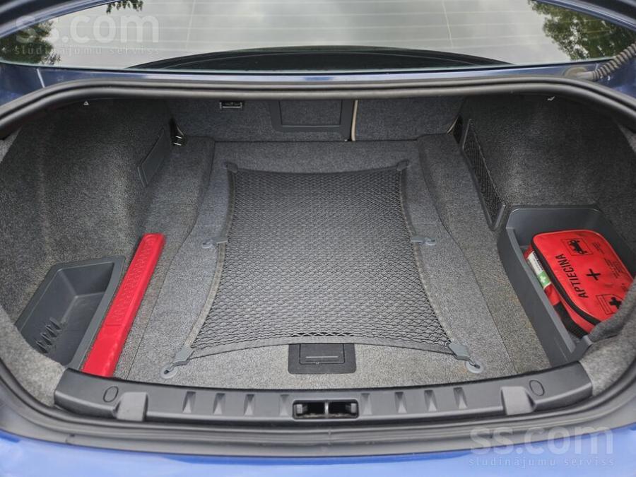 Zils BMW 320 2011 Rīga, ar dzinēja tilpumu 2.00 L un nobraukumu 217 tūkst. km par 7900 €, foto 20 vietnē AUTOMOTO.COM.LV