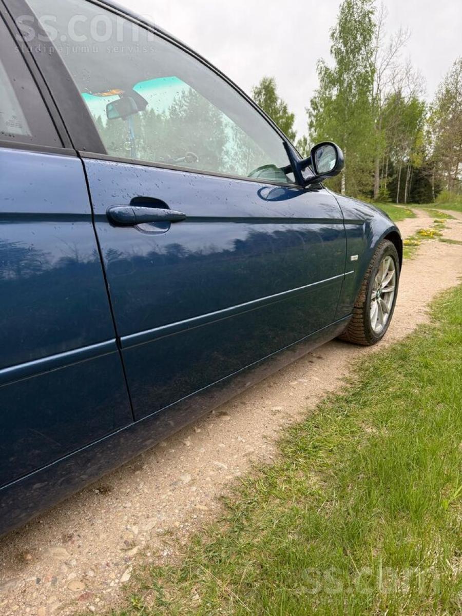 Zils BMW 320 2001 Ogre, ar dzinēja tilpumu 2.00 L un nobraukumu 458 tūkst. km par 1800 €, foto 12 vietnē AUTOMOTO.COM.LV