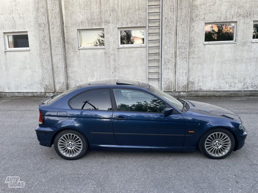Blue BMW 320 2003 in Jonava, with an engine capacity of 2.00 L and mileage of 245 thousand km for 1600 €, photo 5 on AUTOMOTO.COM.LV